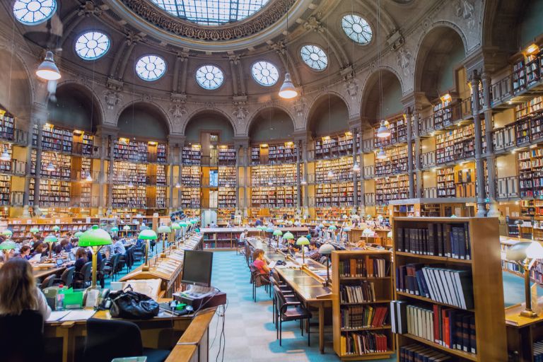 Libraries and resources in Paris